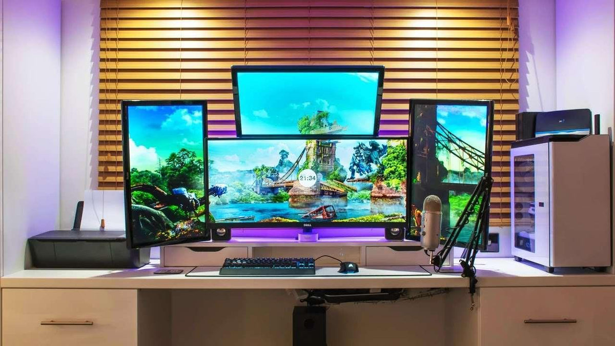 How to Create the Perfect 4 Monitor Setup for Work and Gaming – Spacet